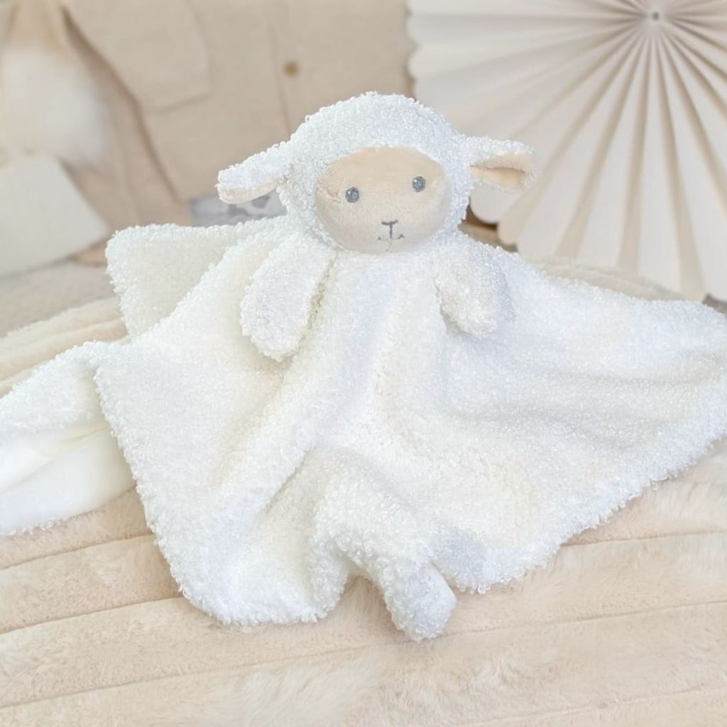 Cream Baby Lamb Comforter – Bumbles & Boo