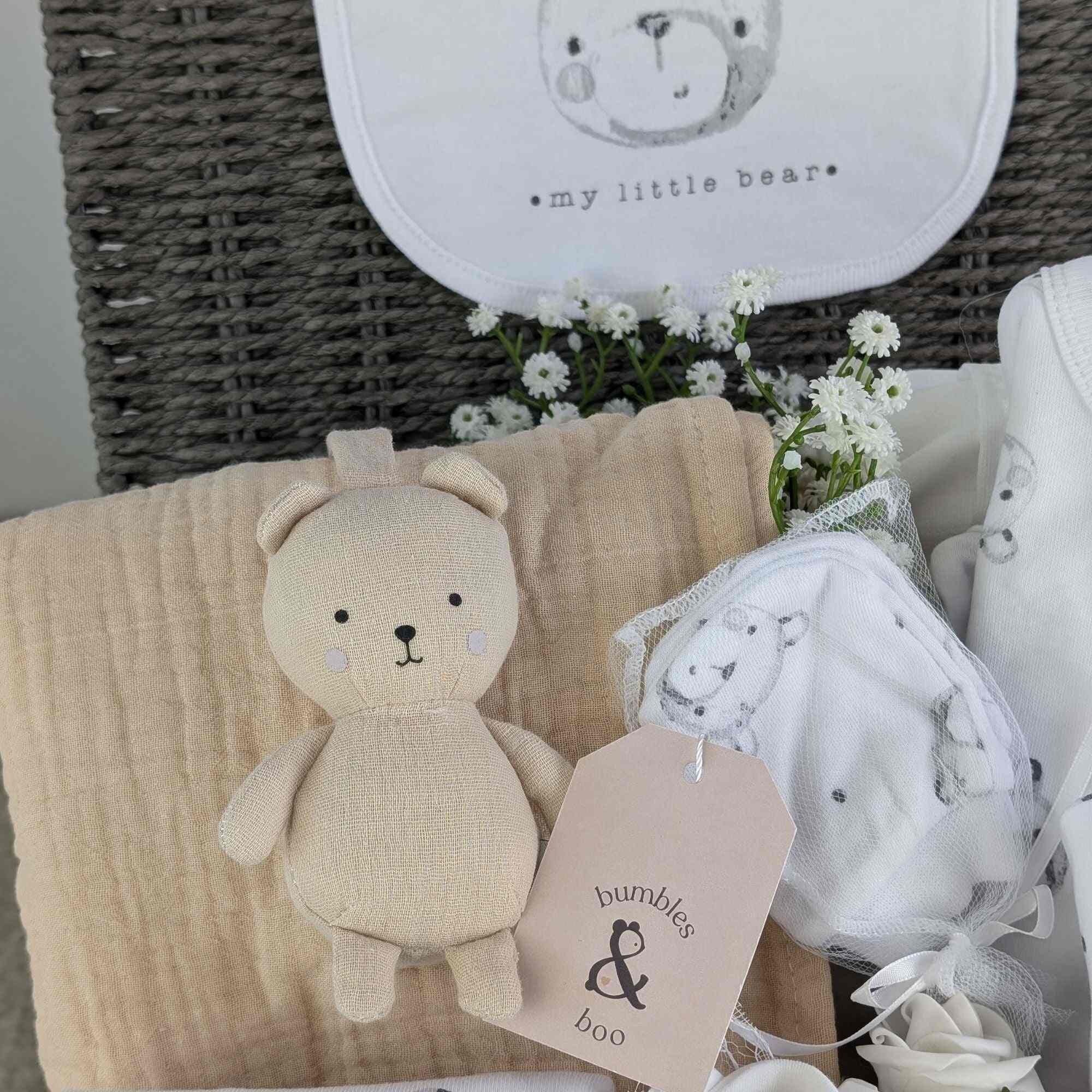 Unisex Baby Gift Hampers | Bumbles & Boo
