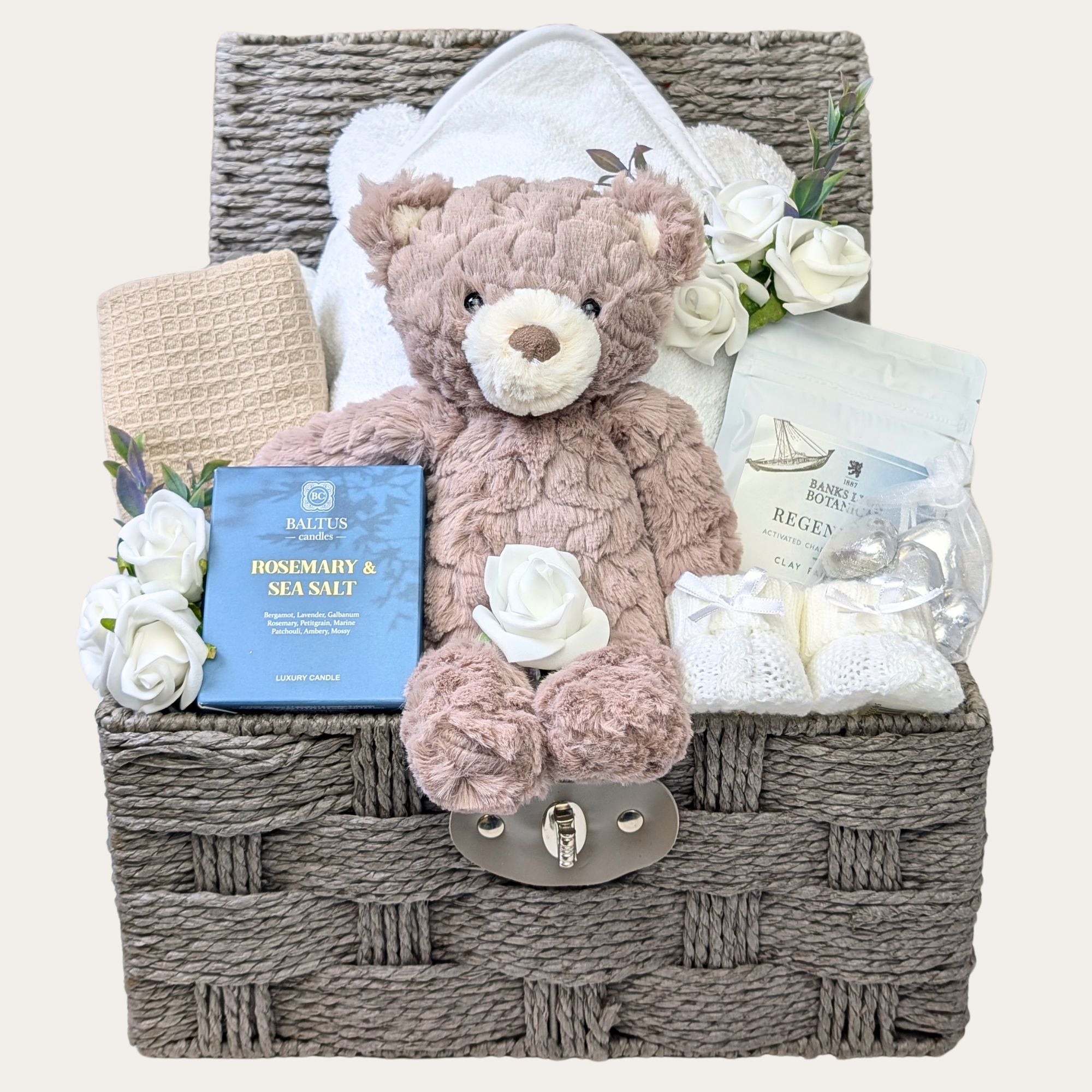 Luxury Delights Hamper Basket - Mum to be Gifts - Bumbles & Boo